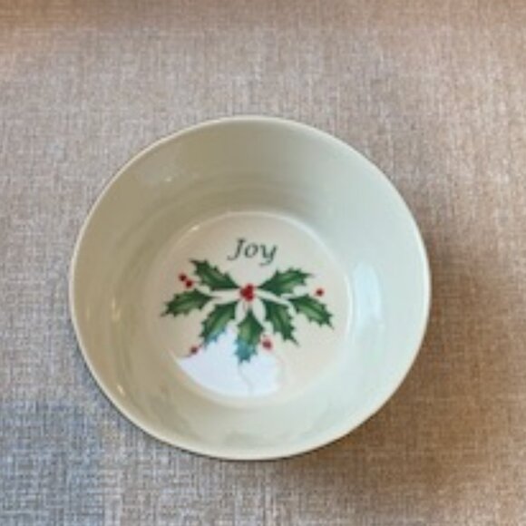 Lenox | Holiday | Lenox Holiday Round Joy Dish 425 Inches | Poshmark